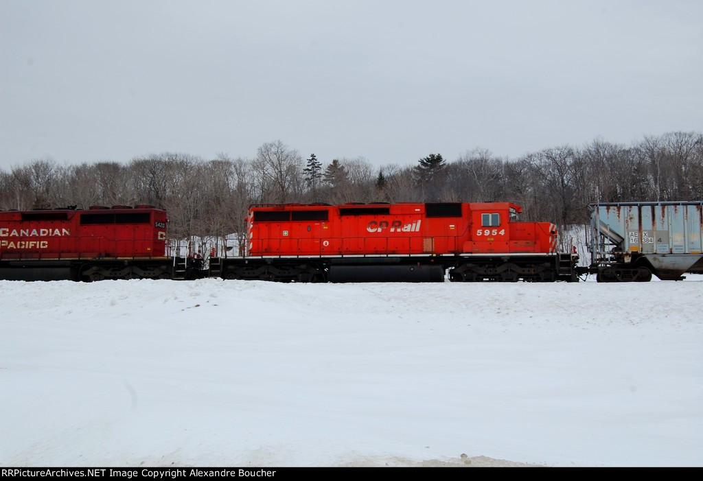 CP locomotive #5954